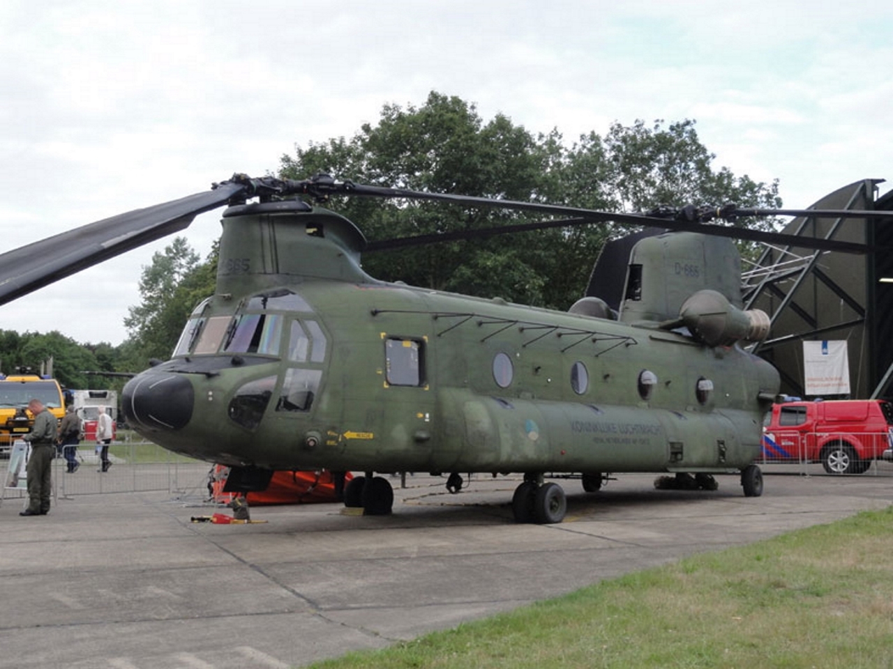 FLYING IN THE ARMY | What Life in the Army is really like.